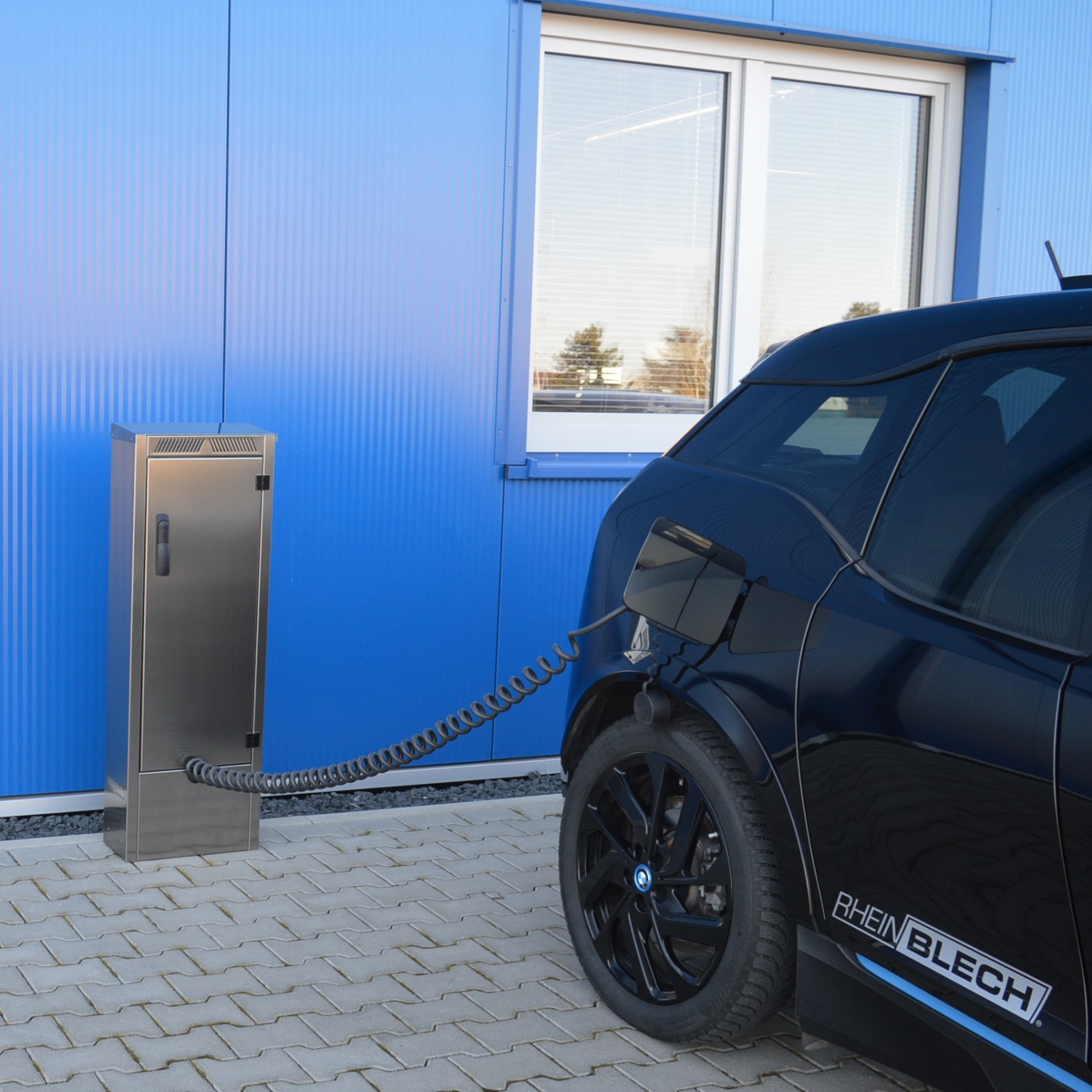 Neues Produkt - Schrank für Wallbox